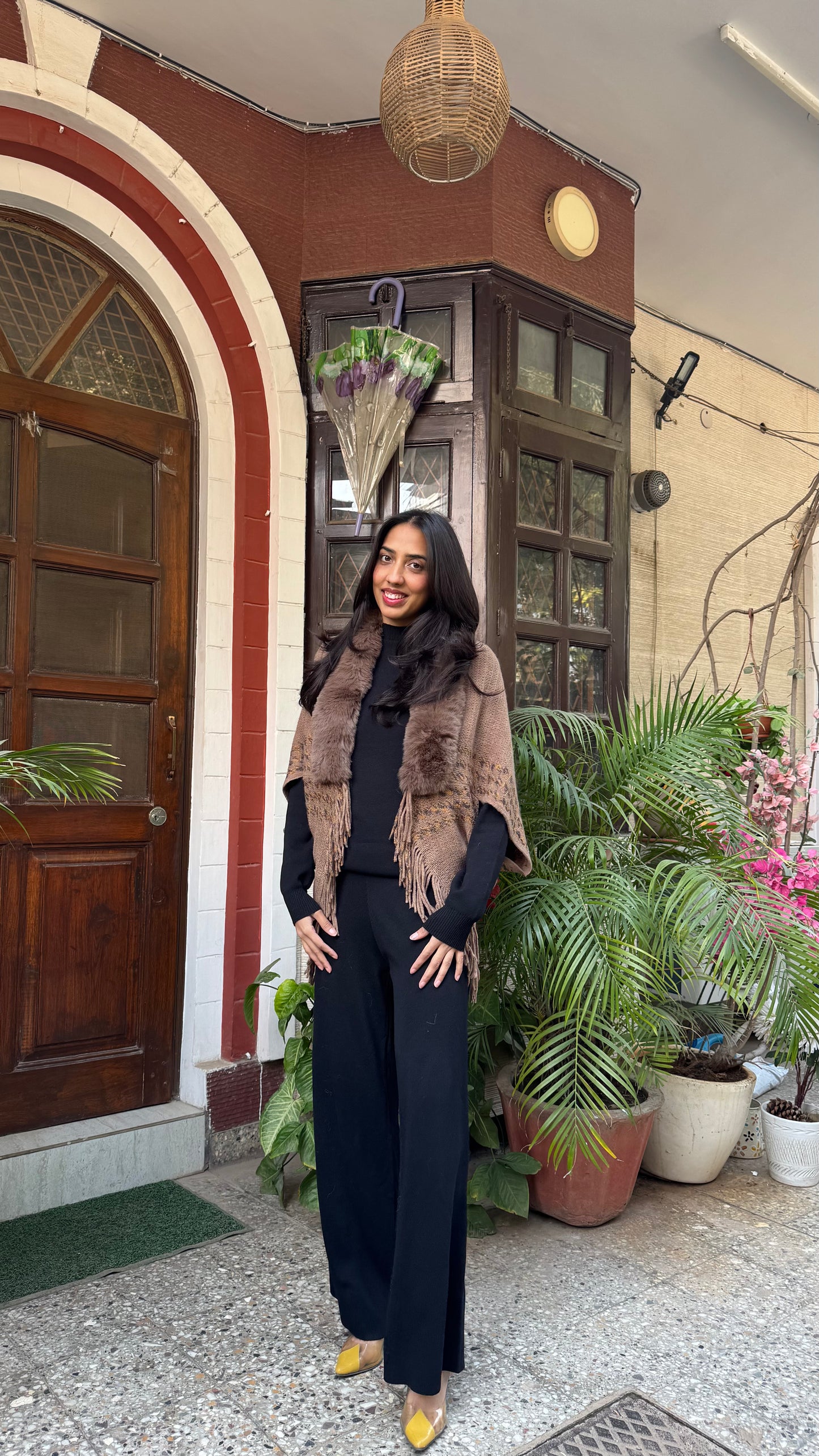 Houndstooth Fur Shrug - Brown (Free Size) – The Wink Label